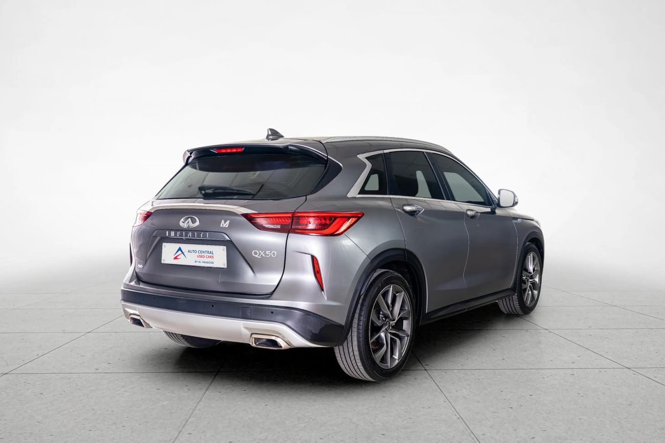 Used Infiniti QX50 LUXE 2.0 2021 for sale in Dubai - 879306