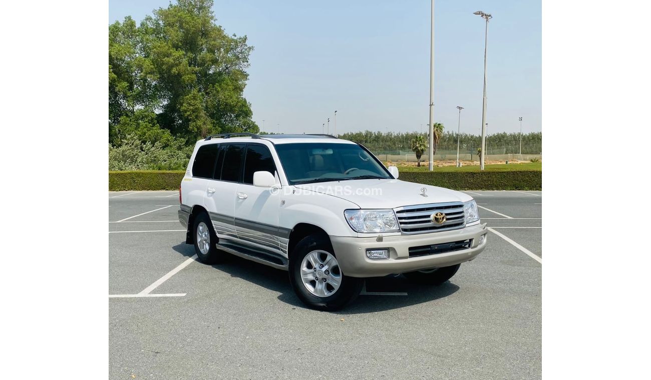Used Toyota Land Cruiser 2006 for sale in Dubai - 646679