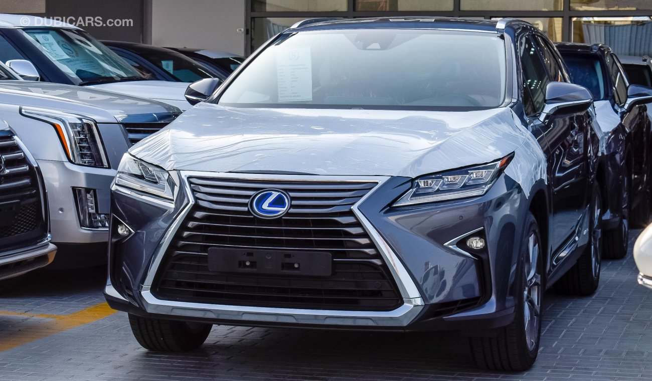 New Lexus RX450h Hybrid 7 Seater 2019 for sale in Dubai - 270930