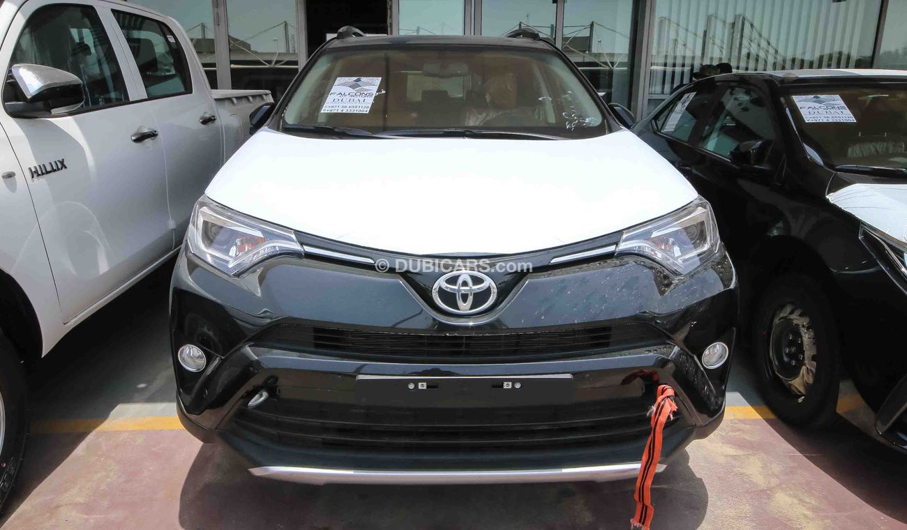 New Toyota RAV4 4 WD 2018 for sale in Dubai - 165793
