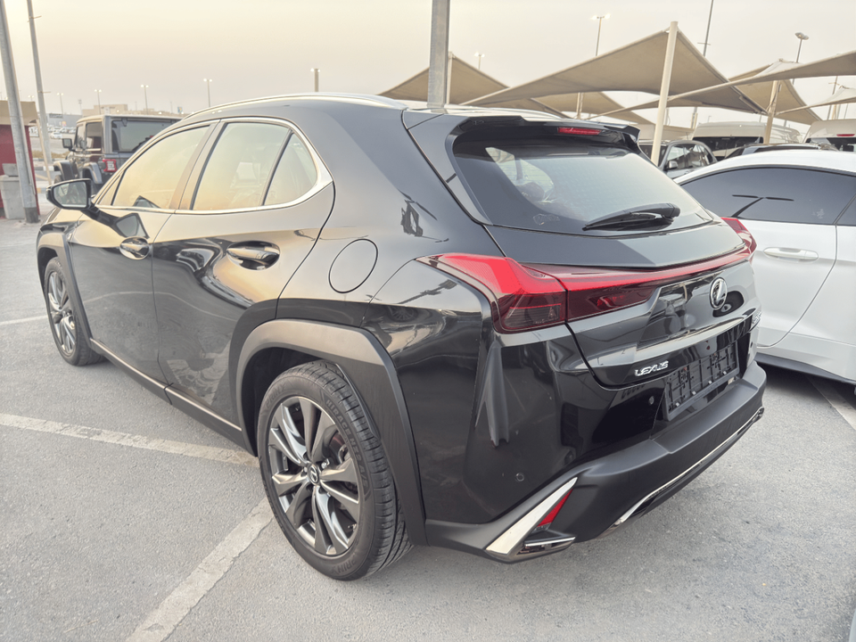 Used Lexus UX200 F Sport Platinum 2.0L (160 HP) 2019 for sale in Dubai ...