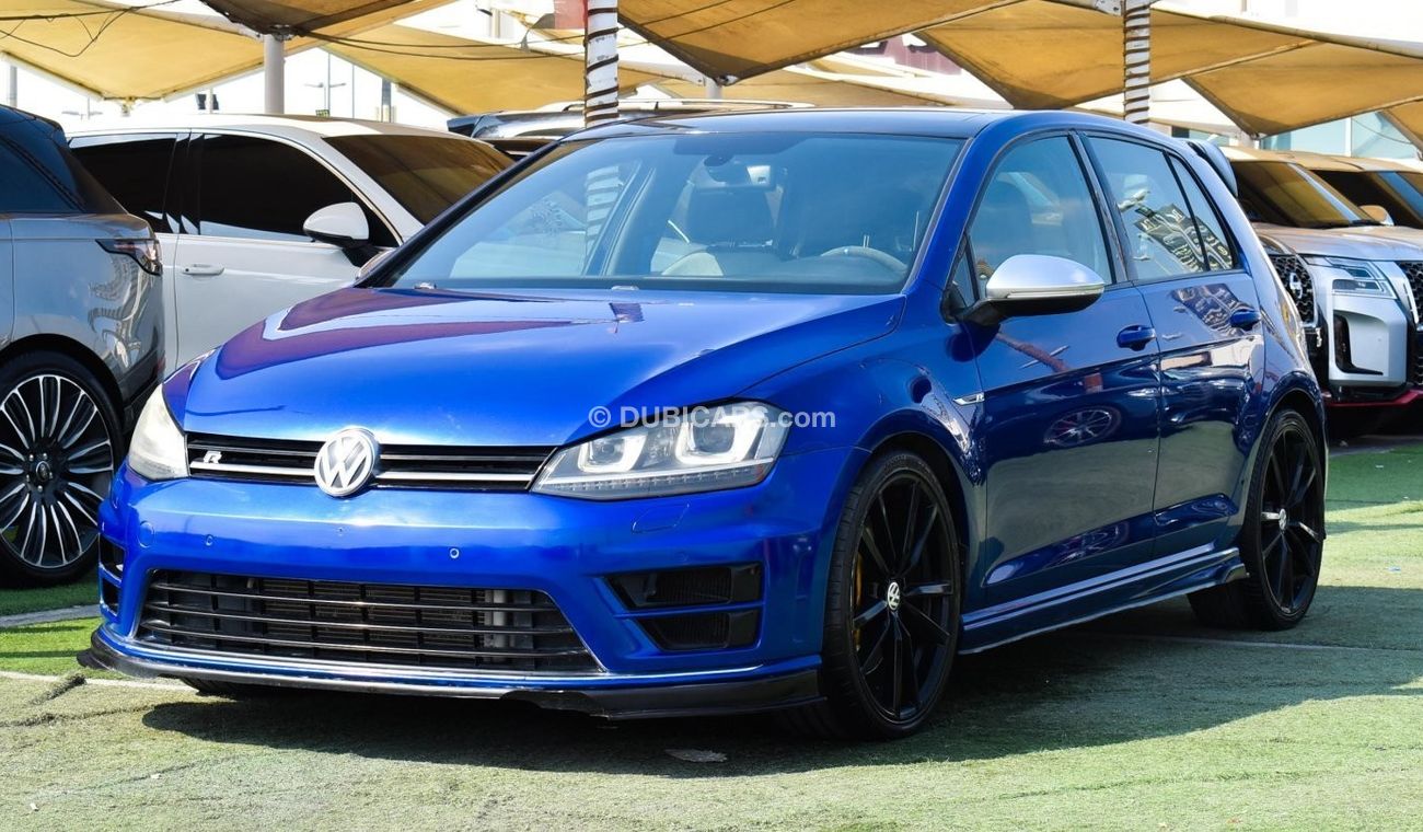 Used Volkswagen Golf R 2015 for sale in Sharjah - 562215
