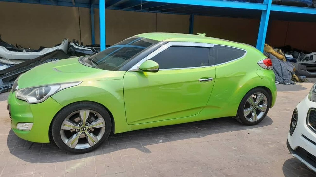 Used Hyundai Veloster Turbo 2012 for sale in Sharjah - 646728