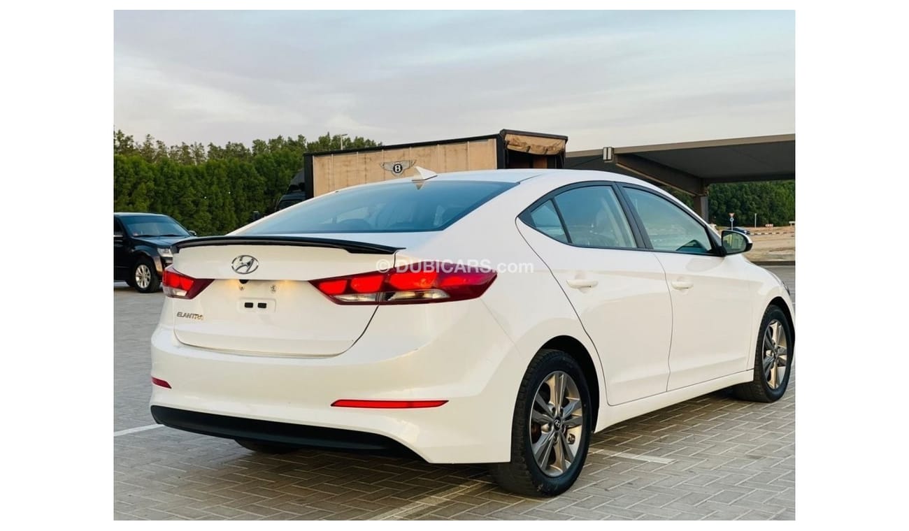 Used Hyundai Elantra GL 2000cc 2018 for sale in Sharjah - 682168