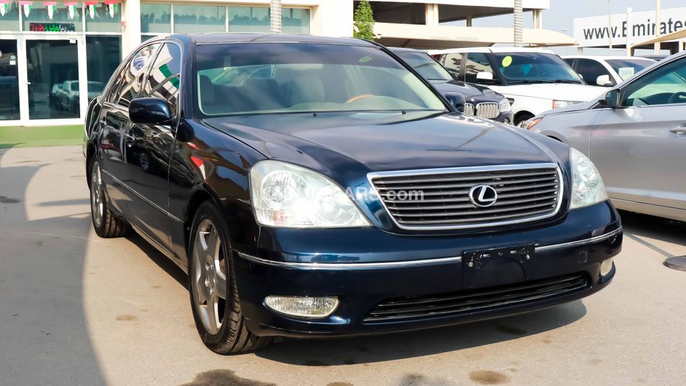 Used Lexus LS 430 2002 for sale in Sharjah - 288287