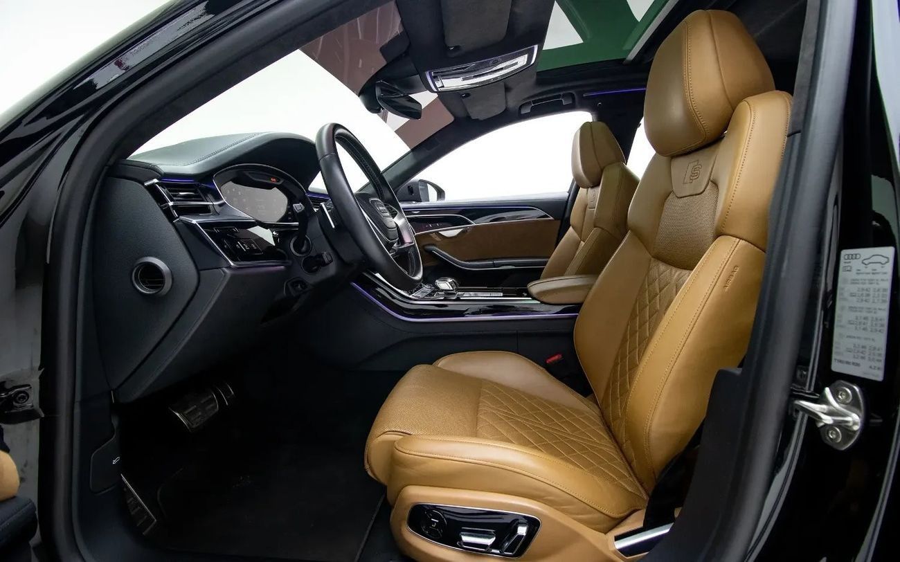 Used Audi S8 Std GCC Spec - With Service Contract 2021 for sale in Dubai - 647211