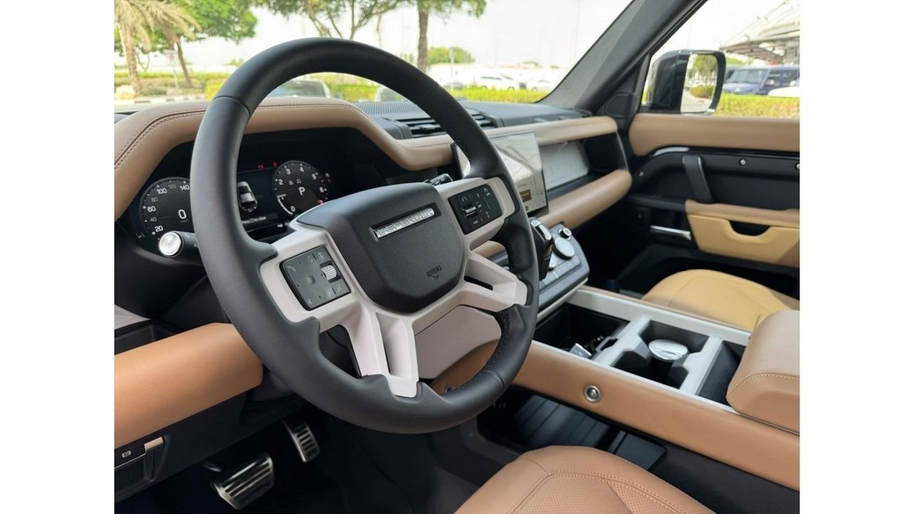 New Land Rover Defender GCC SPEC UNDER WARRANTY AND SERVICE CONTRACT ...