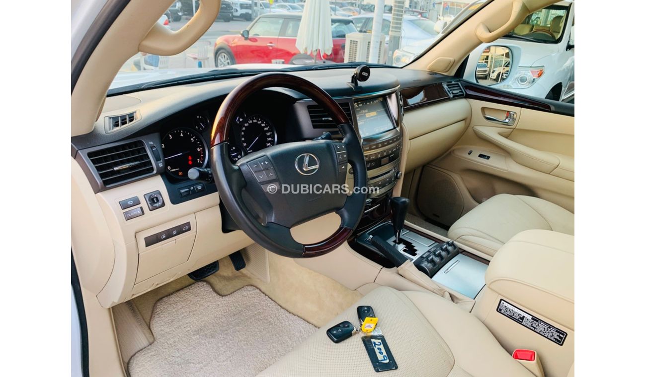 Used Lexus LX570 2009 for sale in Sharjah - 518953