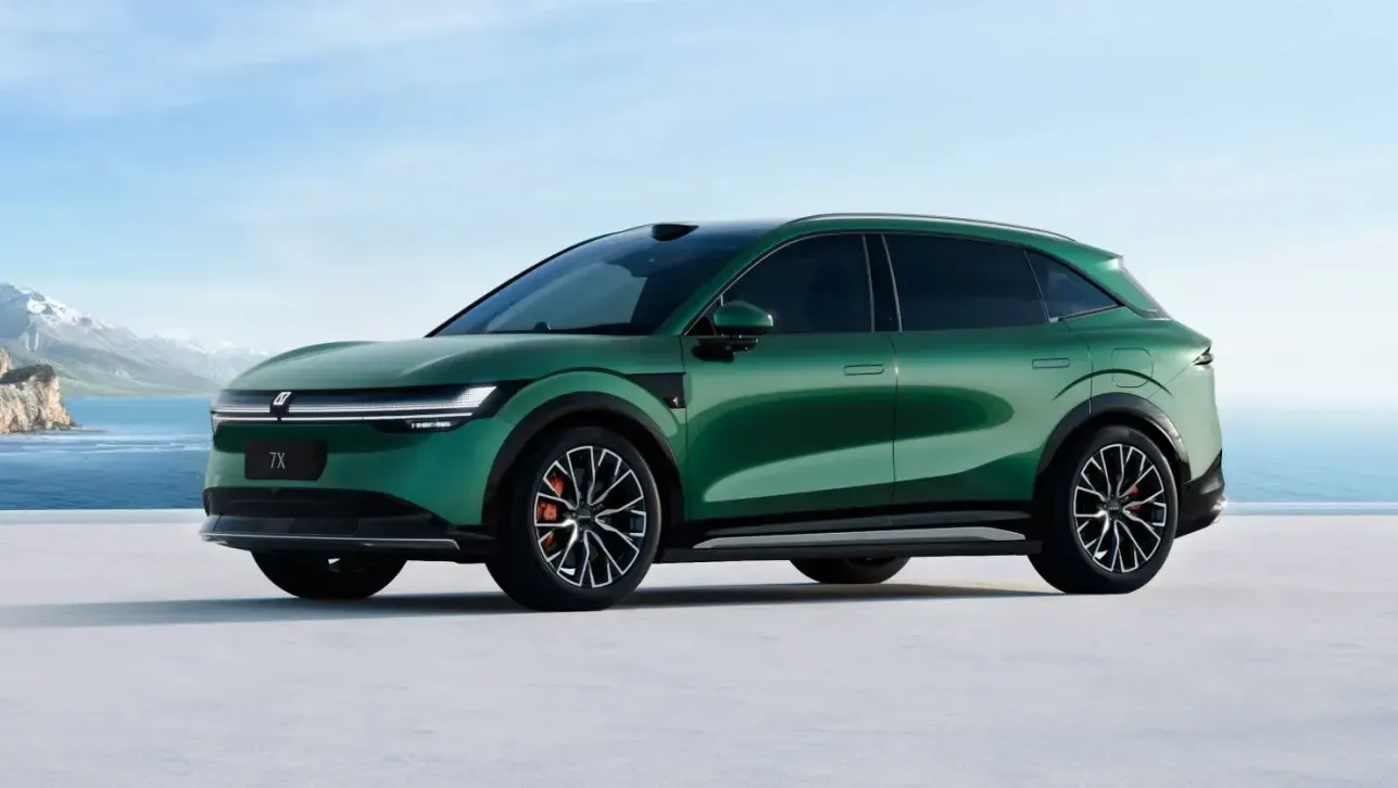 Zeekr 7X Price in UAE, Images, Specs & Features