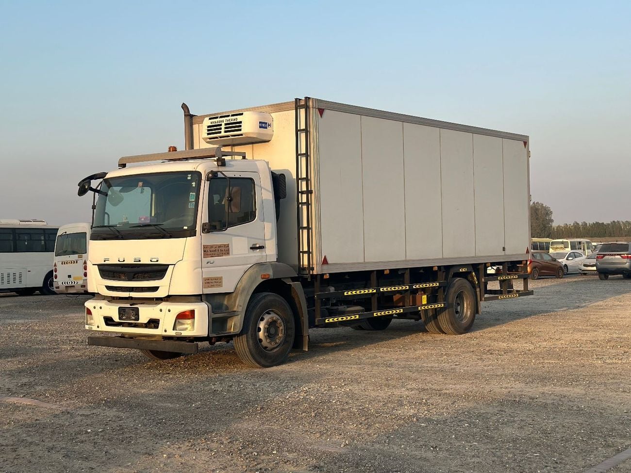 Used Mitsubishi Fuso Canter GCC CHILLER 12 TON 2017 for sale in Sharjah ...