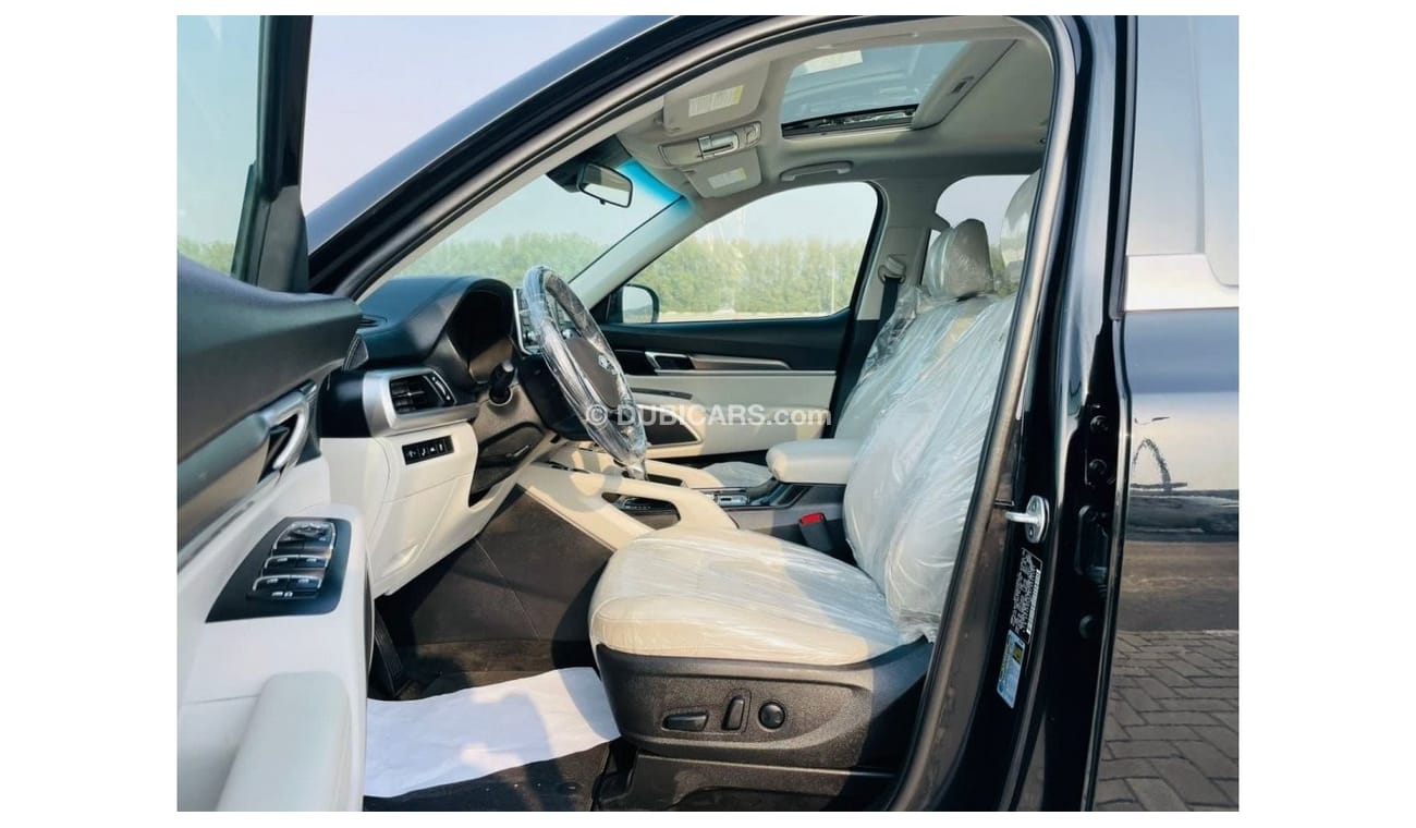 Used Kia Telluride SX 2020 for sale in Sharjah - 640841