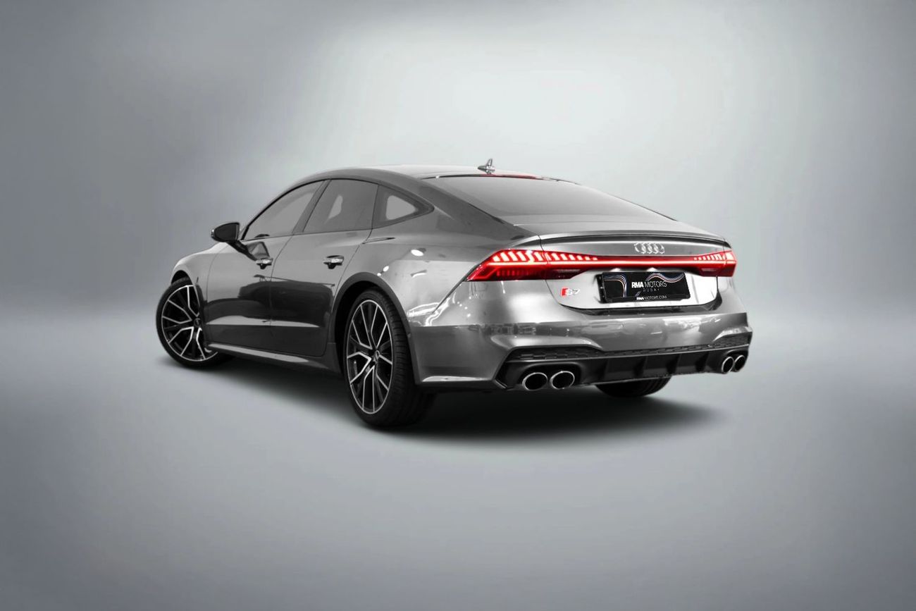 Used Audi S7 Std 2.9L 2021 for sale in Dubai - 829786