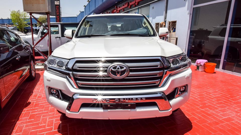 Used Toyota Land Cruiser GXR 2016 for sale in Dubai - 159919