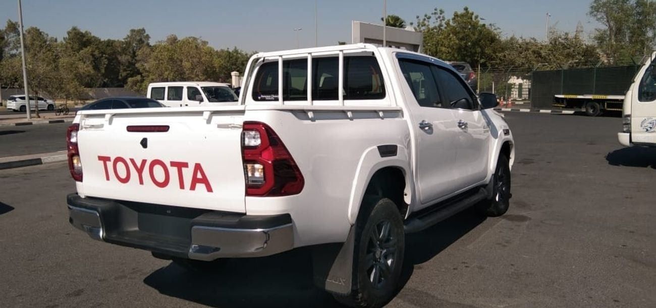 Used Toyota Hilux RHD DIESEL 2.8 AUTO 2018 for sale in Dubai - 844151