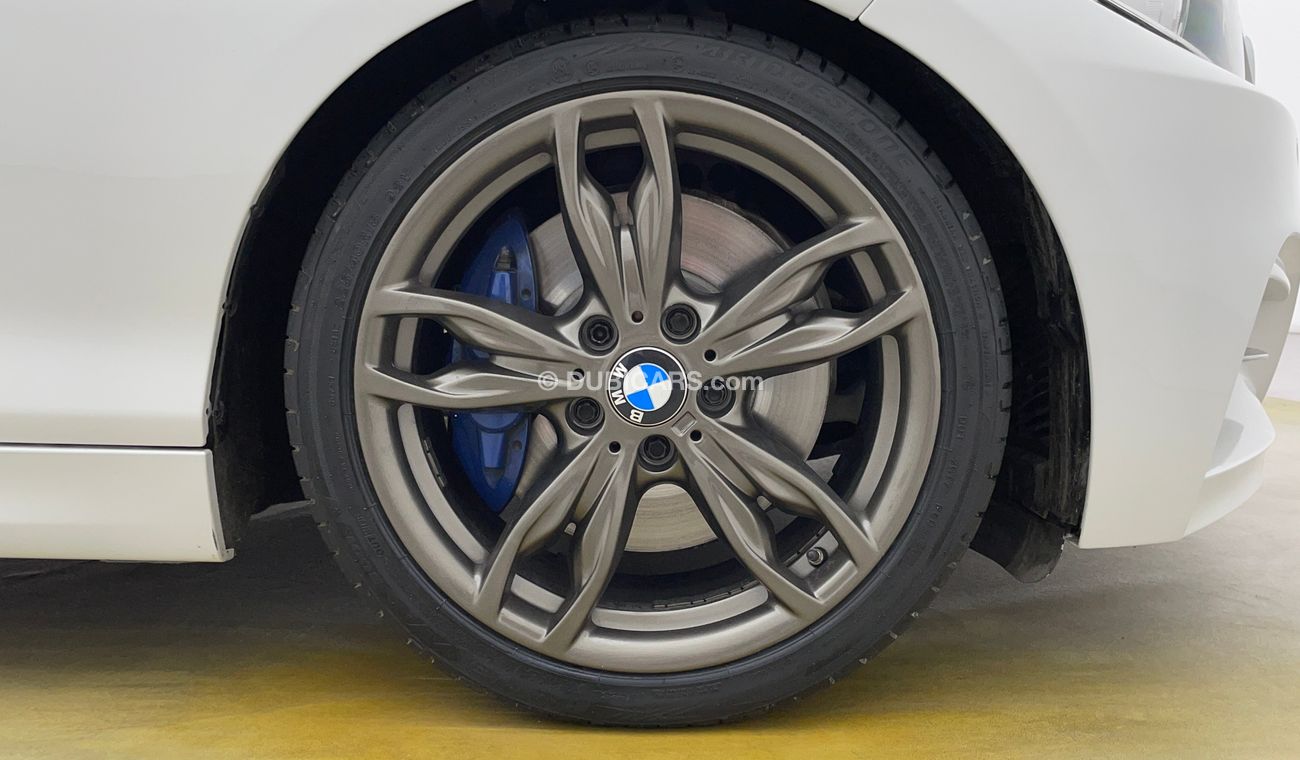 Used BMW 235 2 Series Convertible 3000 2016 for sale in Dubai - 482081