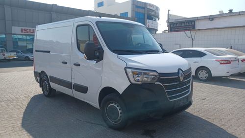Renault Master Price in UAE, Images, Specs & Features