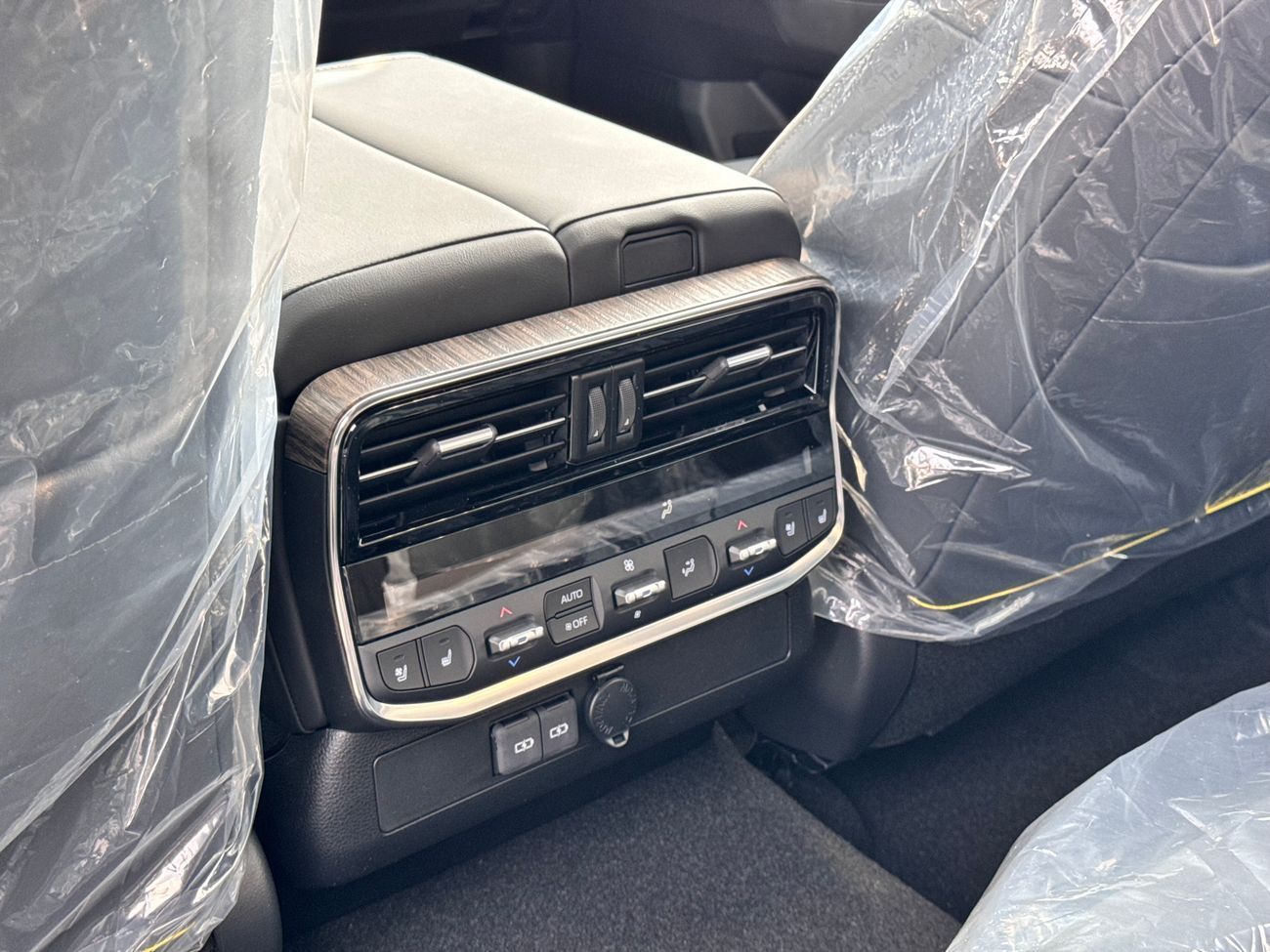 New Toyota Land Cruiser 300 ZX 2024 Petrol 3.5L RHD Brand New 0Km 2025 ...