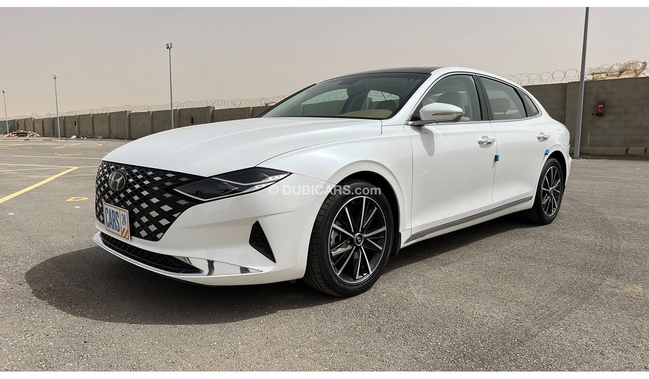 Used Hyundai Azera 3500 2021 for sale in Dubai - 566957