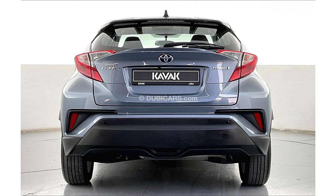 Used Toyota CHR VX 2021 for sale in Dubai - 671471
