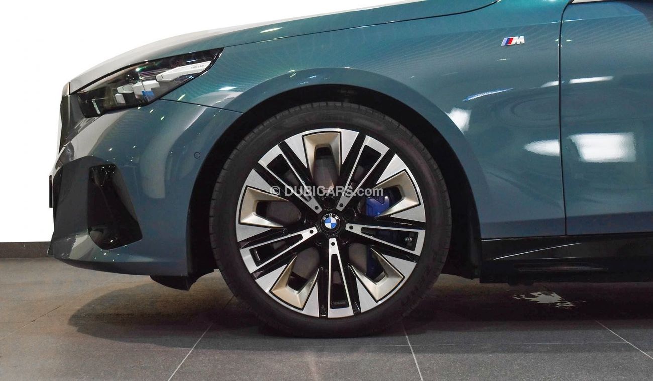 Used BMW i4 EDrive 40 2023 for sale in Abu Dhabi - 673720