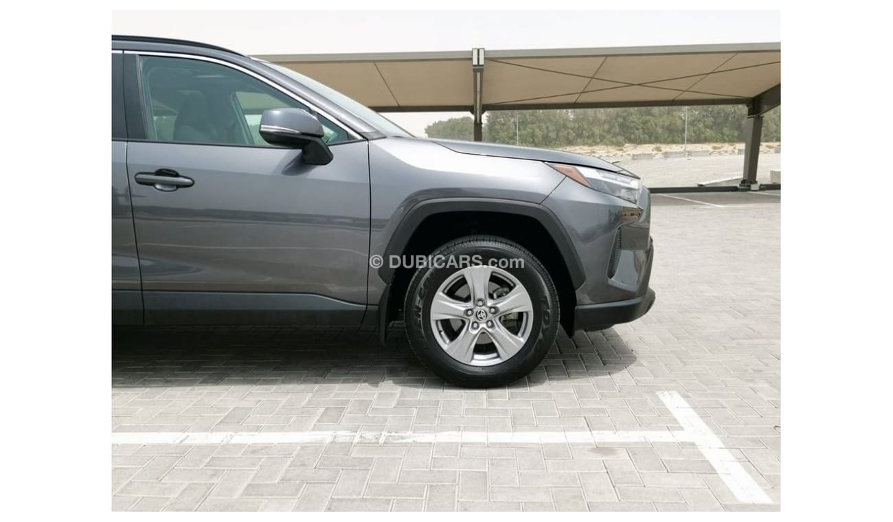 Used Toyota RAV4 XLE - 2022- Grey 2022 for sale in Sharjah - 637042