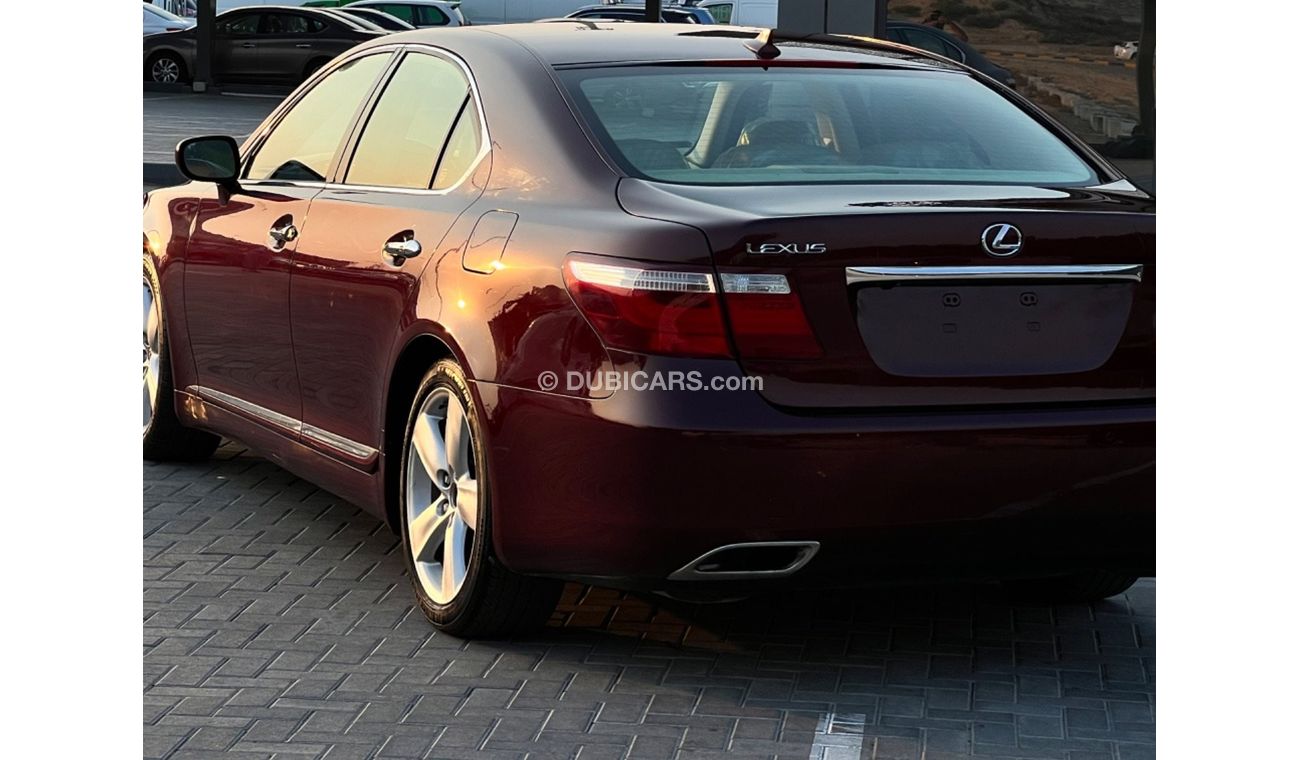 Used Lexus LS460 2009 for sale in Sharjah - 679632