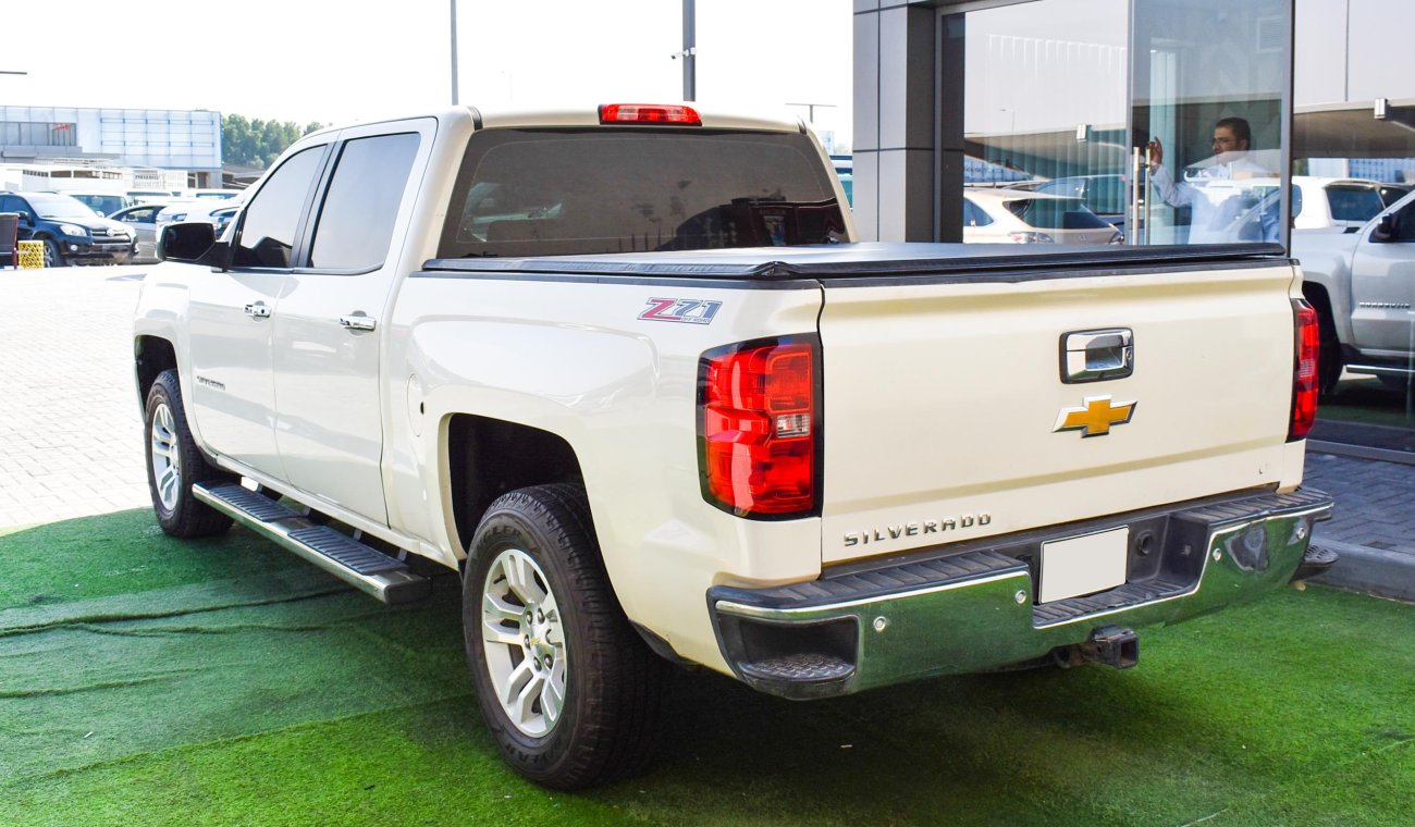 Used Chevrolet Silverado LT Z71 2014 for sale in Sharjah - 563567