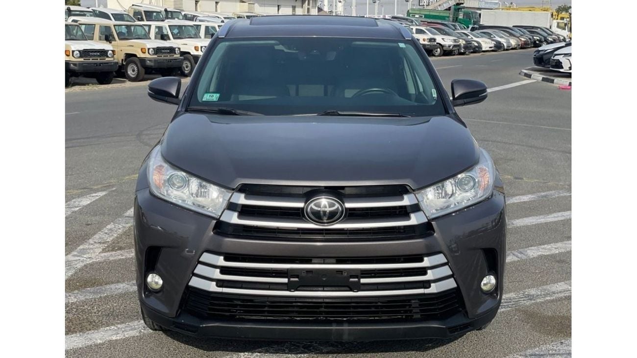 Used 2019 Toyota Highlander XLE 4x4 - 3.5L V6 - Full Option Fully ...