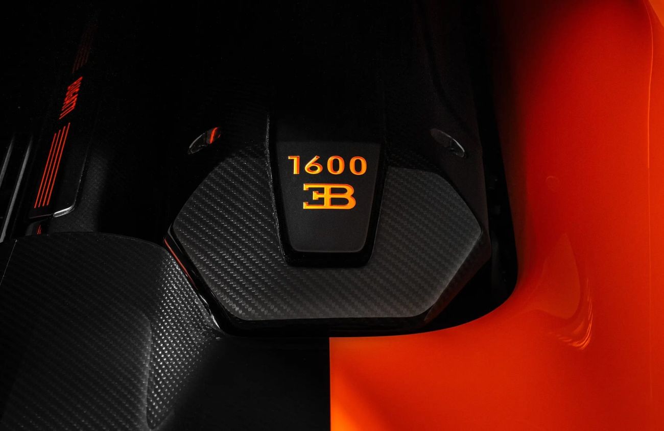 Used Bugatti Chiron 8.0L W16 Quad-Turbocharged Engine 2022 for sale in Dubai - 852337