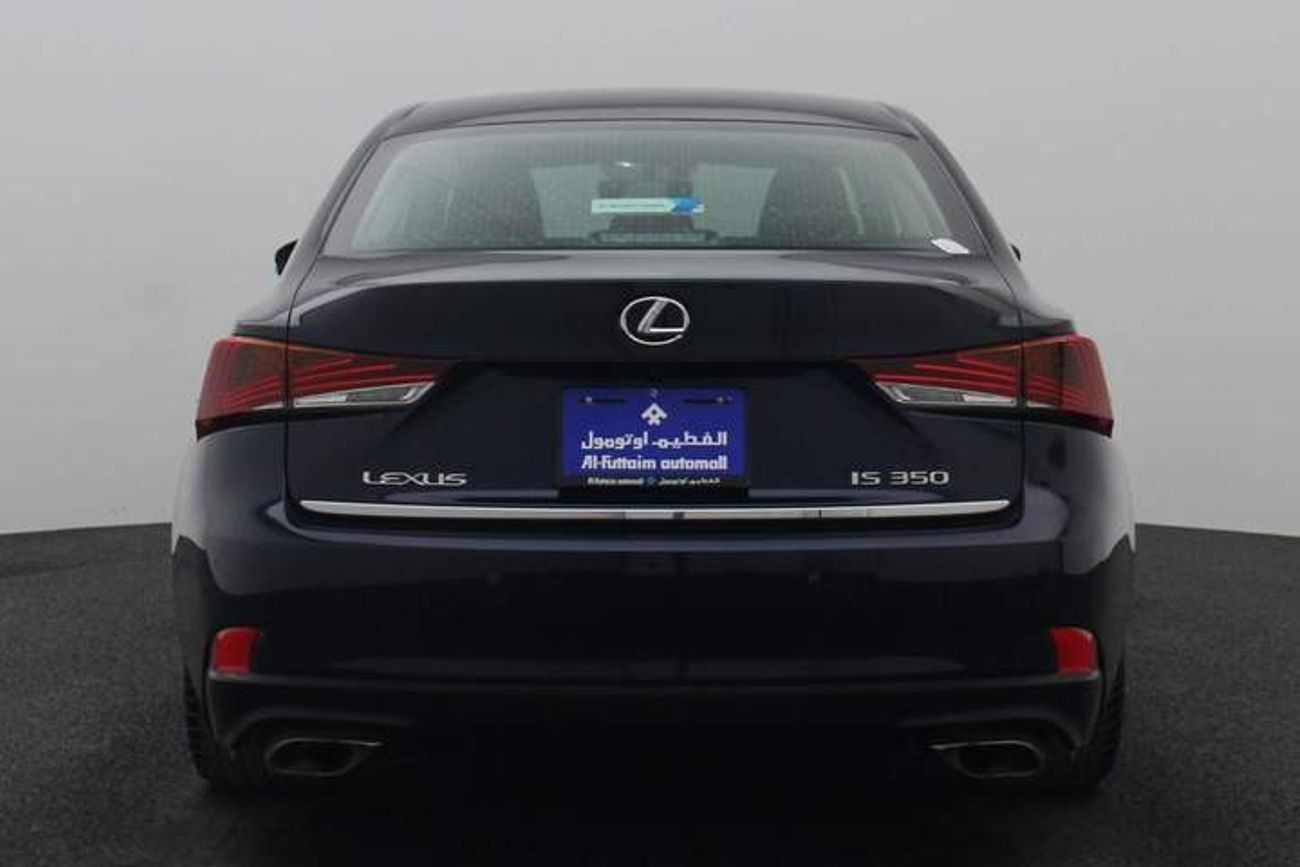 Used Lexus IS350 PLATINUM 3.5 2019 for sale in Dubai - 832748