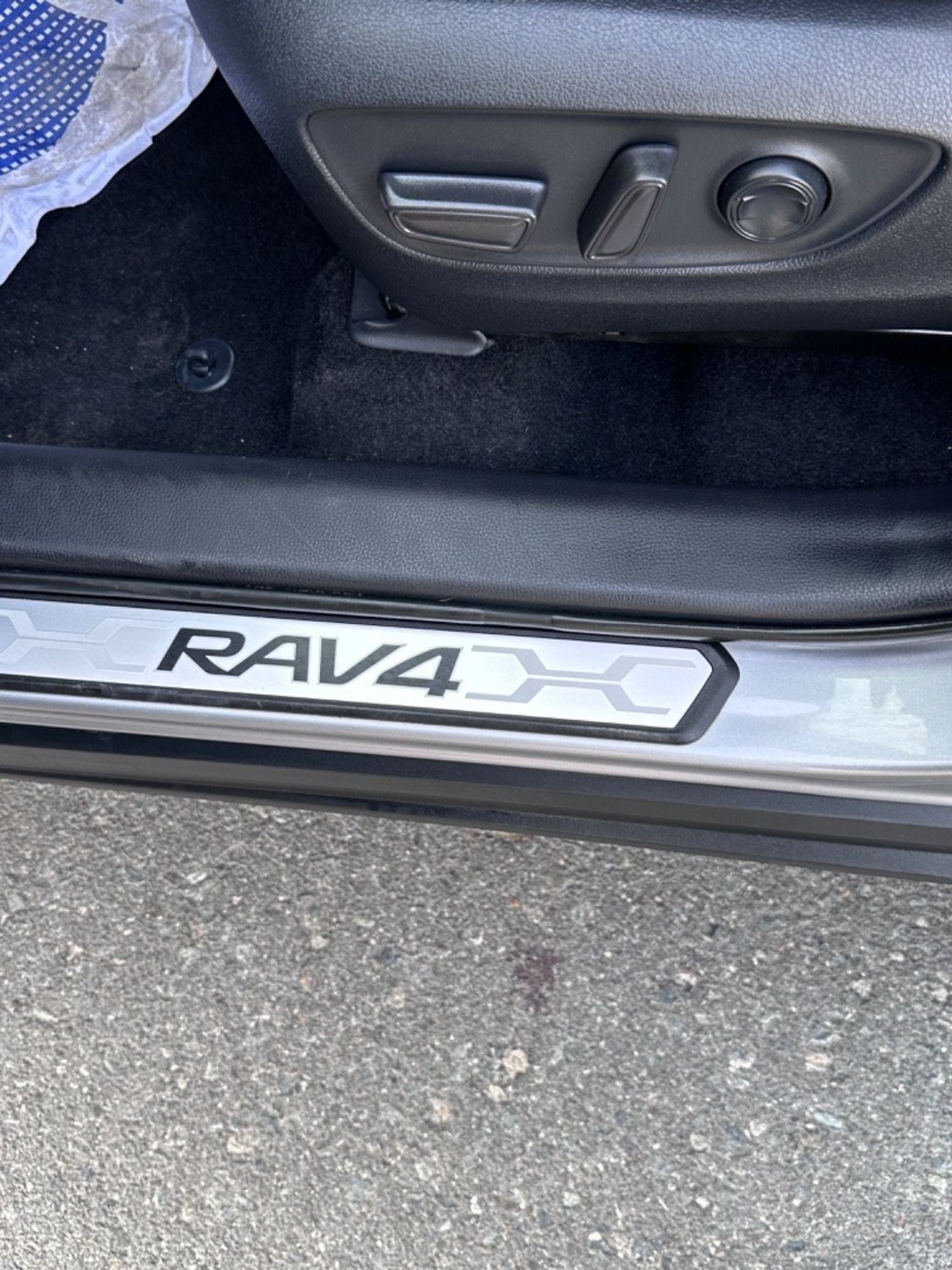 Used Toyota RAV4 VXR HEV 2020 RAV4 xle Hybrid 4x4 full option 2020 for ...