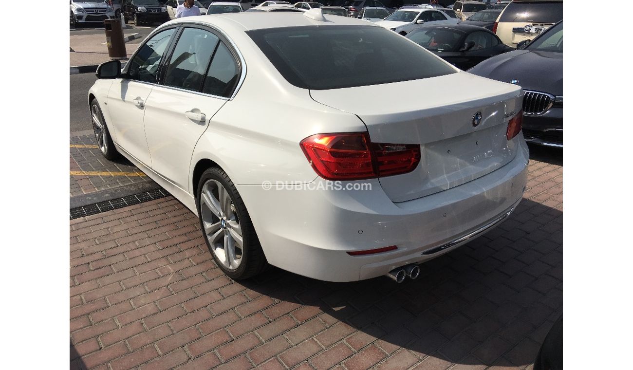 Used BMW 328i 2015 for sale in Dubai - 89408