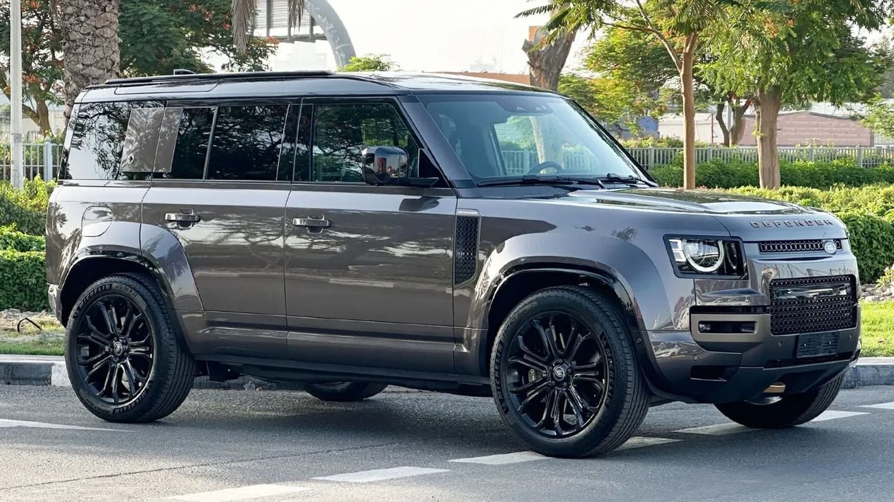 New Land Rover Defender 110 P635 OCTA V8 4.4L AWD 2025 for sale in Dubai - 900130