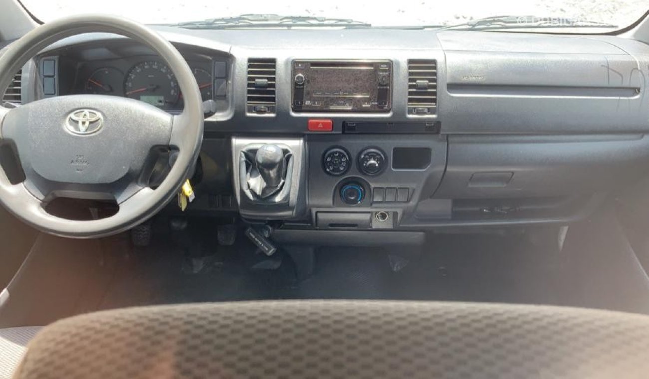 Used Toyota Hiace Van 2016 Ref#204 2016 for sale in Sharjah - 419100