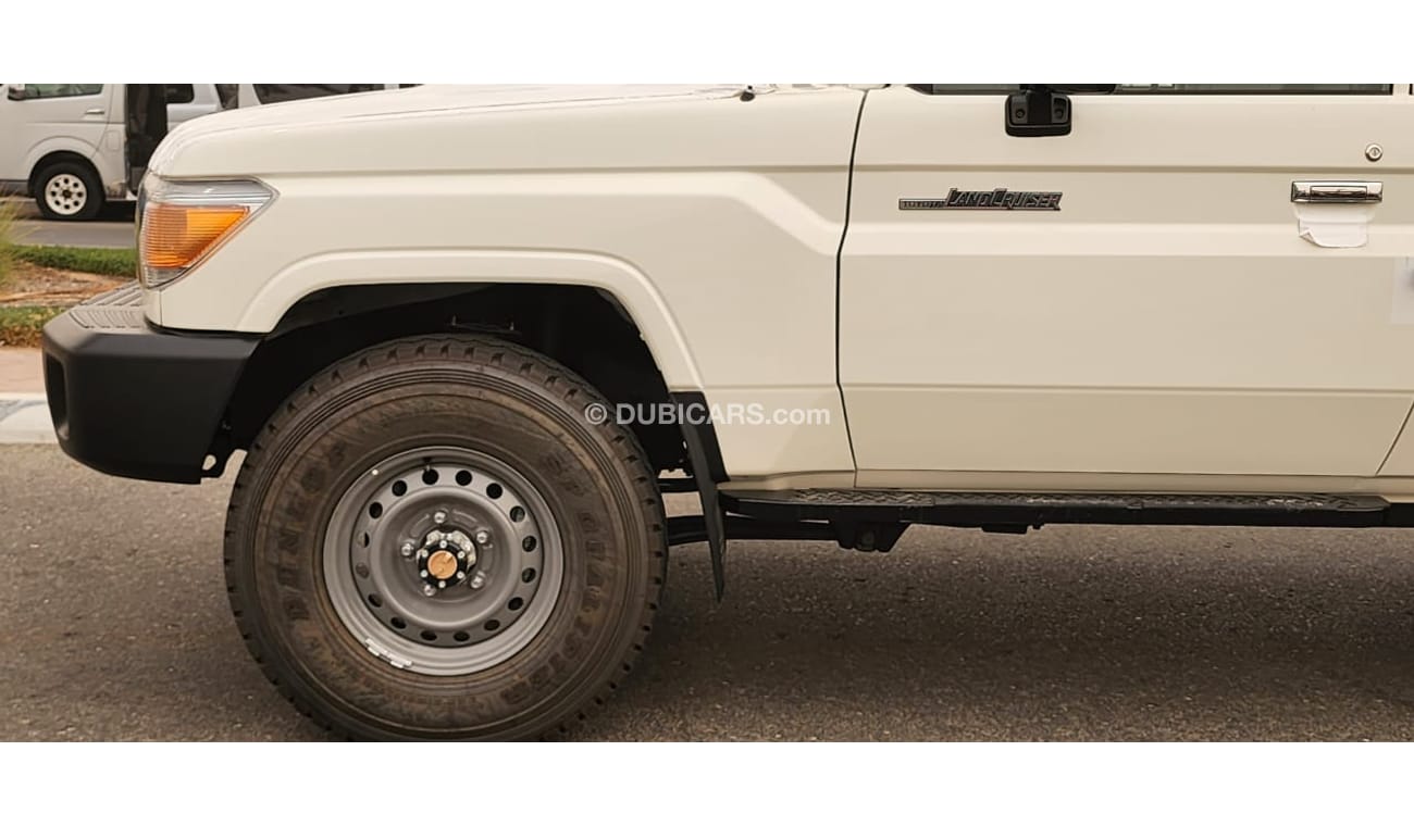 New TOYOTA LAND CRUISER HARD TOP LC 78 4.2L 2023 for sale in Dubai - 648690