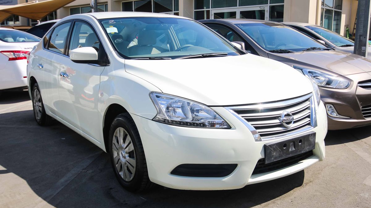 Nissan Sentra SV for sale. White, 2015