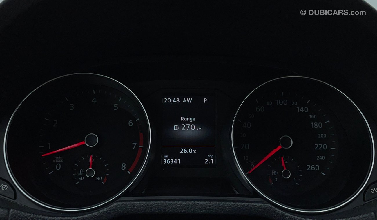 Used Volkswagen Passat SEL 2500 2017 for sale in Dubai - 484349