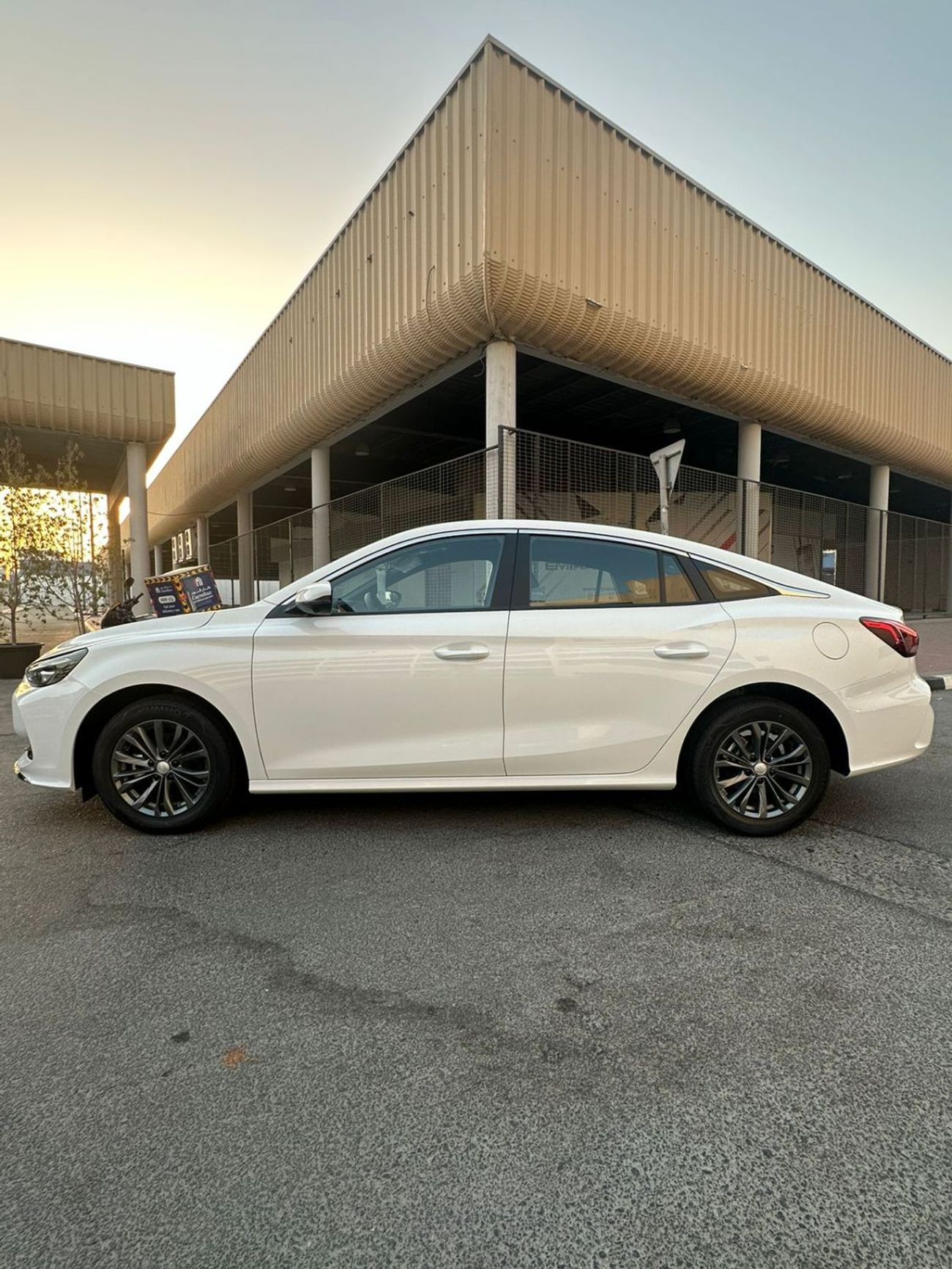 جديدة أم جي MG5 MG5 1.5L129 HP L4 2025 للبيع في دبي - 847492