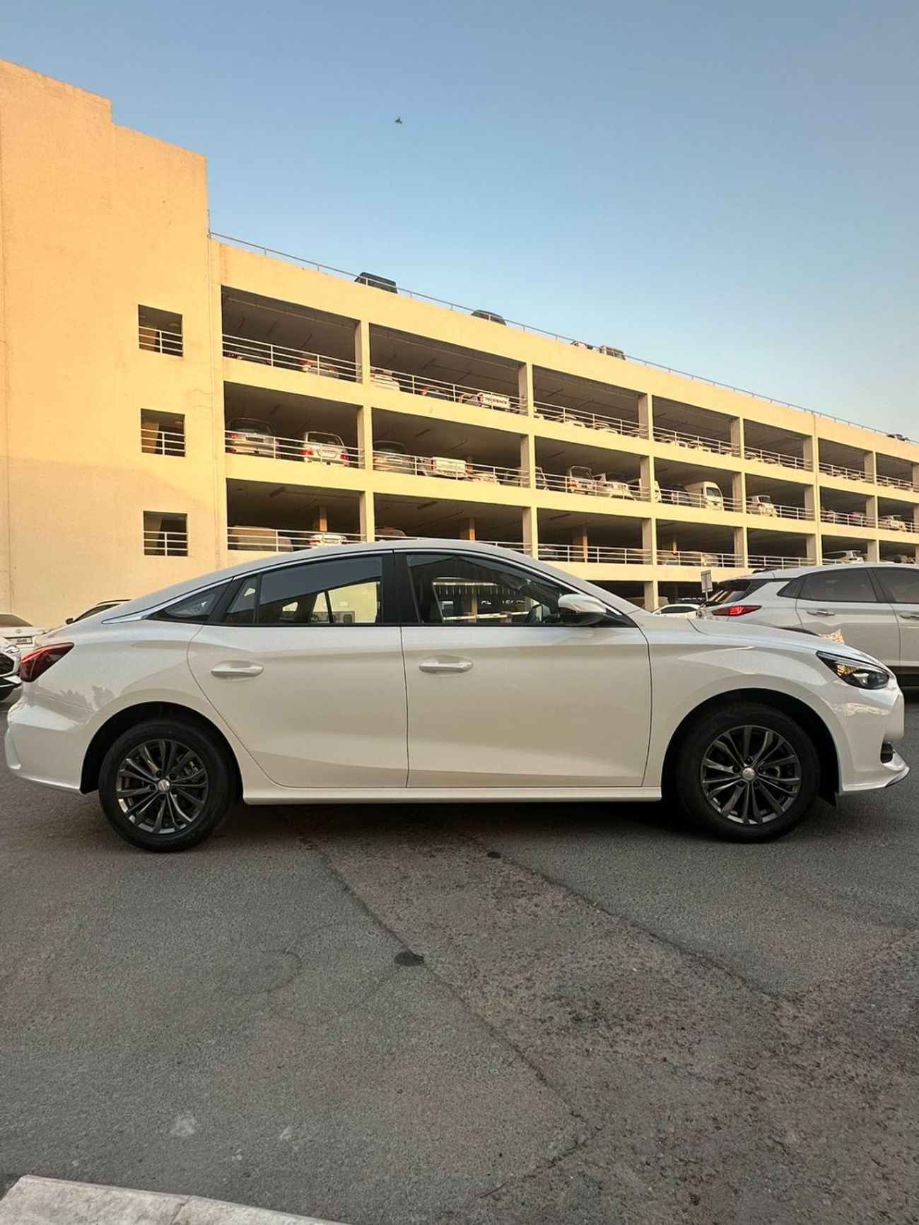 جديدة أم جي MG5 MG5 1.5L129 HP L4 2025 للبيع في دبي - 847492