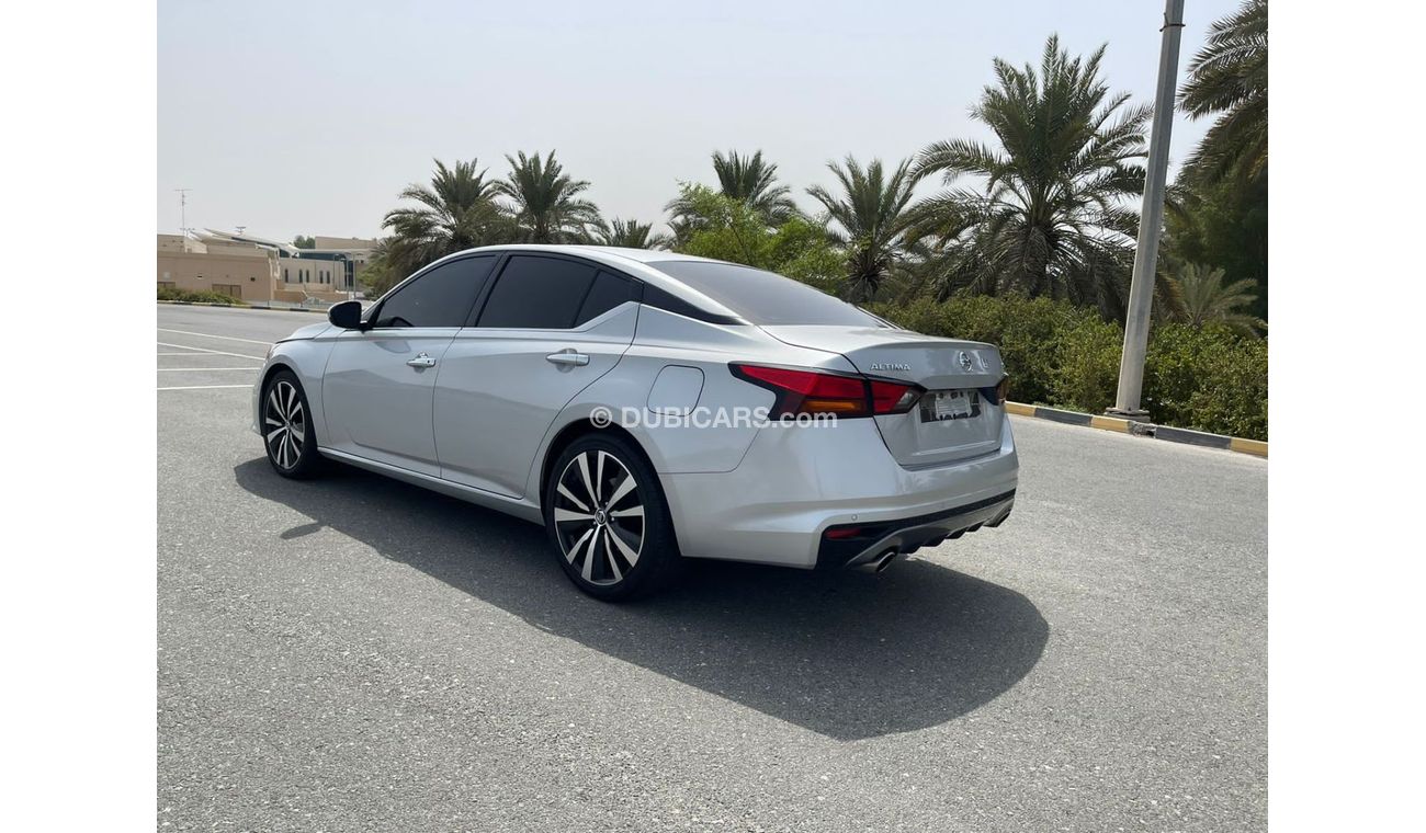 Used SV NISSAN ALTIMA 2021 full autmatic accident free original pant ...