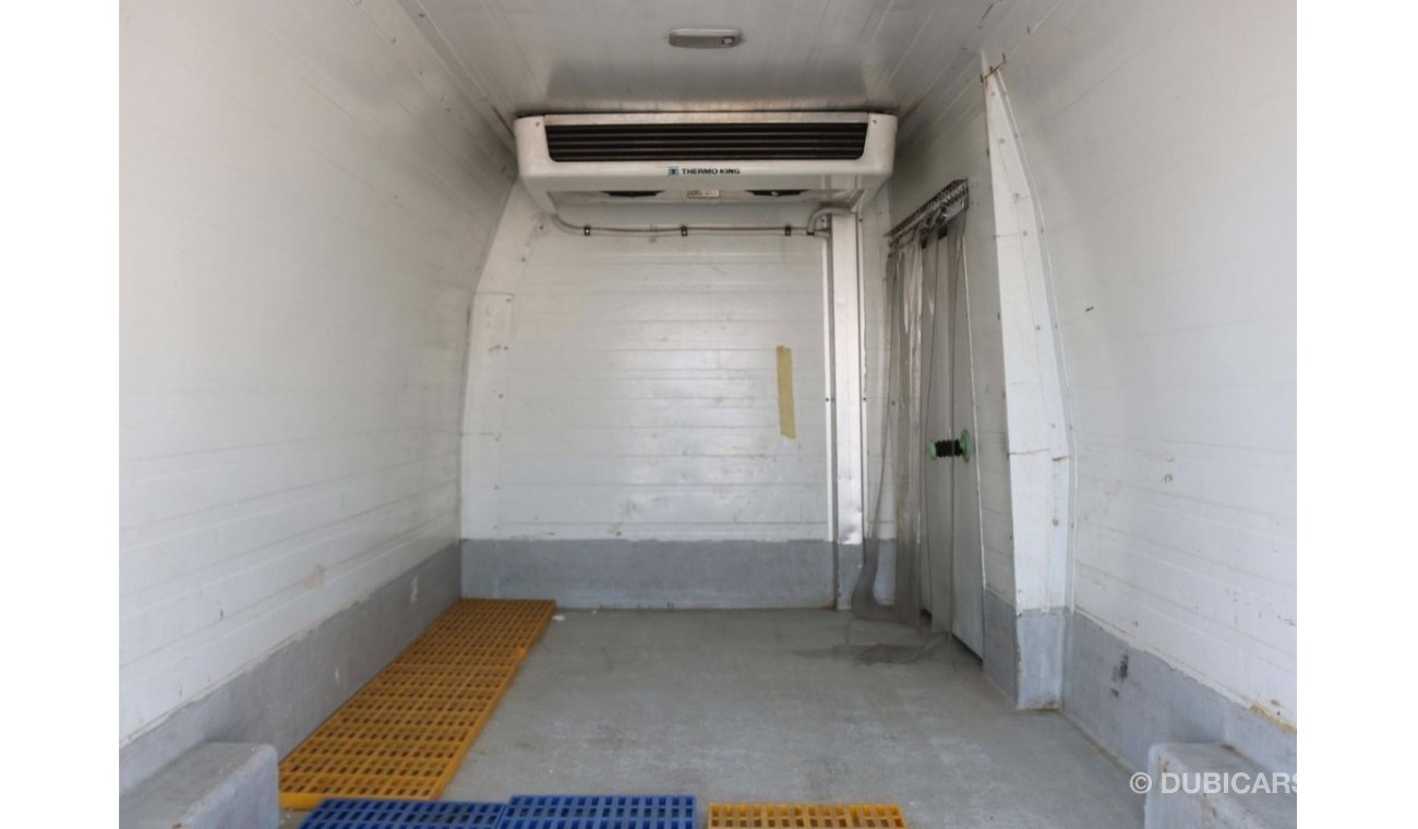 Used Toyota Hiace 2018 | HIACE THERMO KING FREEZER MULTIPURPOSE VAN ...