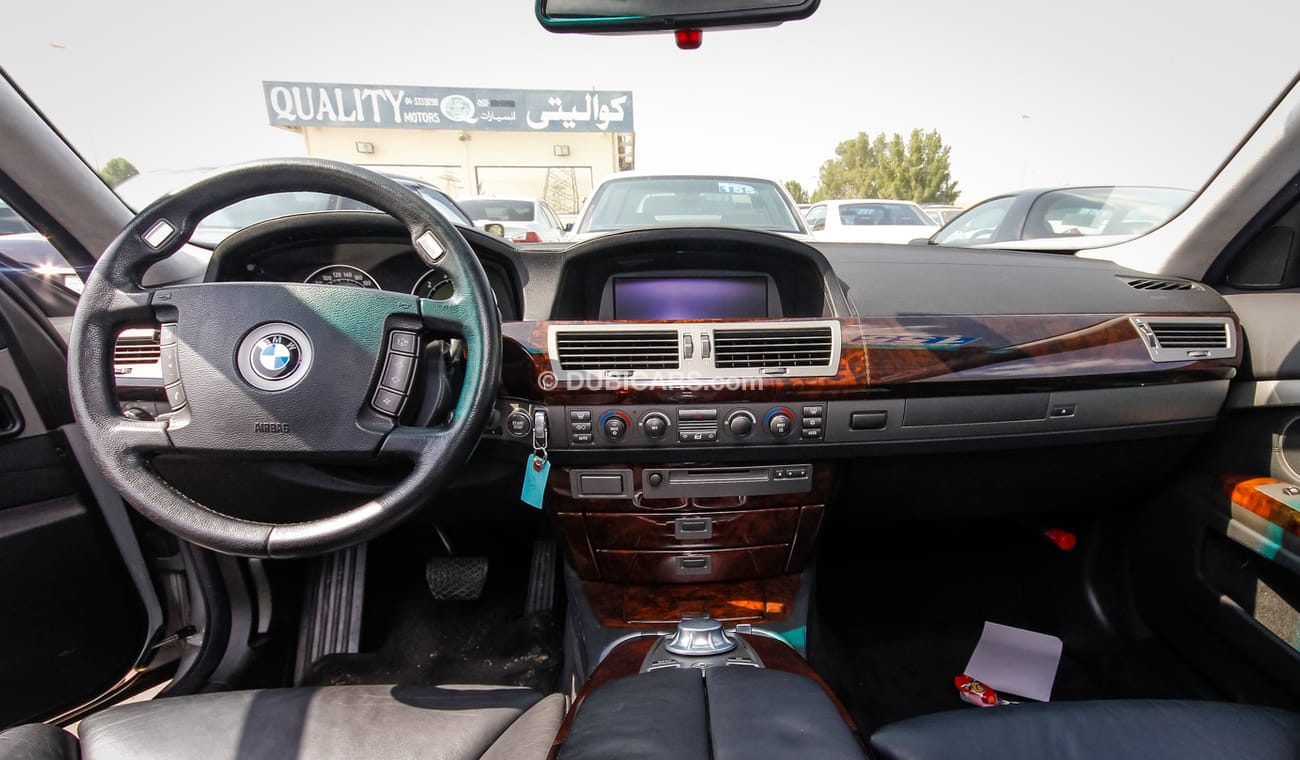 Used BMW 760Li LI V12 2004 for sale in Dubai - 35337