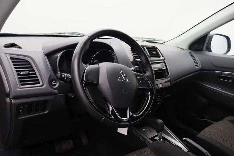 Used Mitsubishi ASX LOWLINE 2.0 2020 for sale in Dubai - 615228