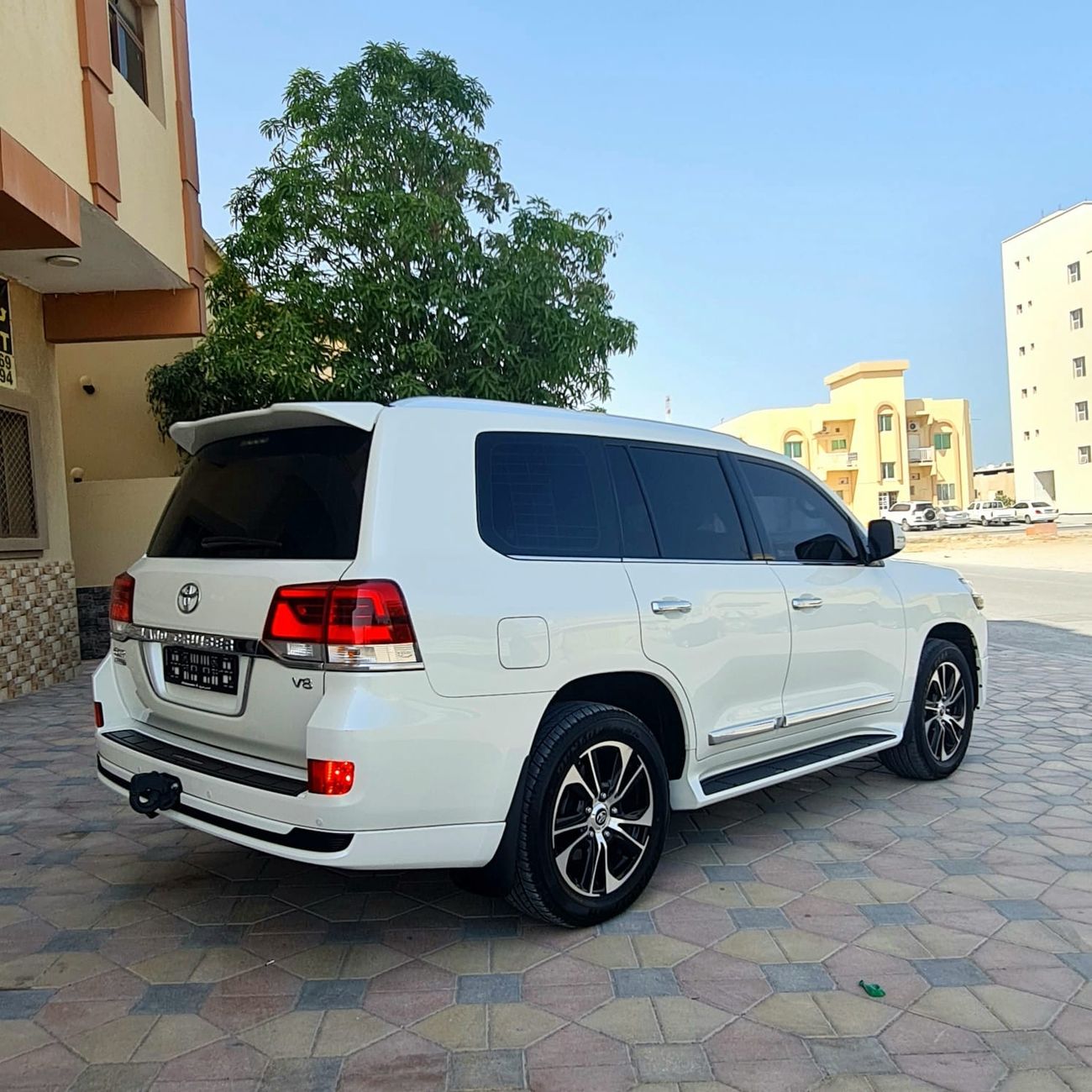 Used Toyota Land Cruiser GXR1 2021 for sale in Dubai - 619572