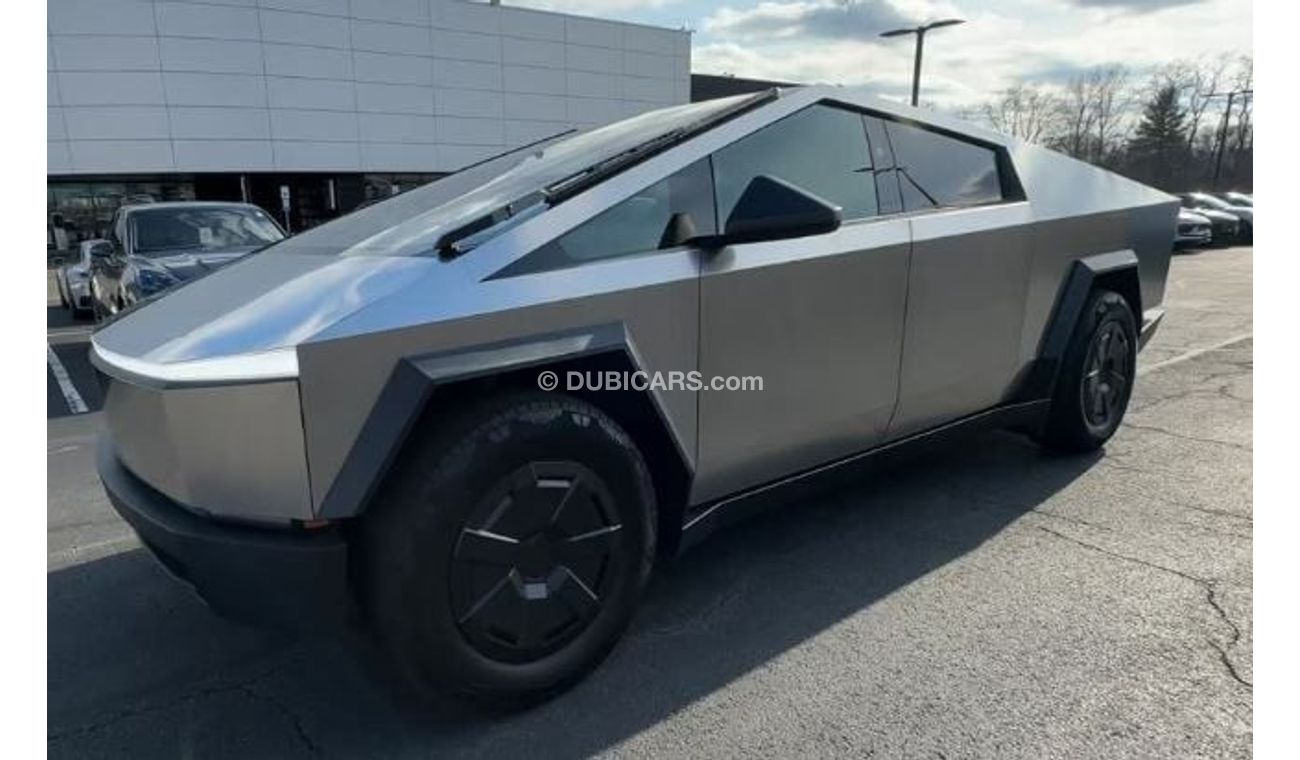 New TESLA CYBERTRUCK DUAL MOTOR 600HP 2025 for sale in Dubai - 816577