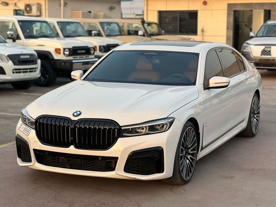Used BMW 740I 2021 2021 for sale in Dubai - 863757