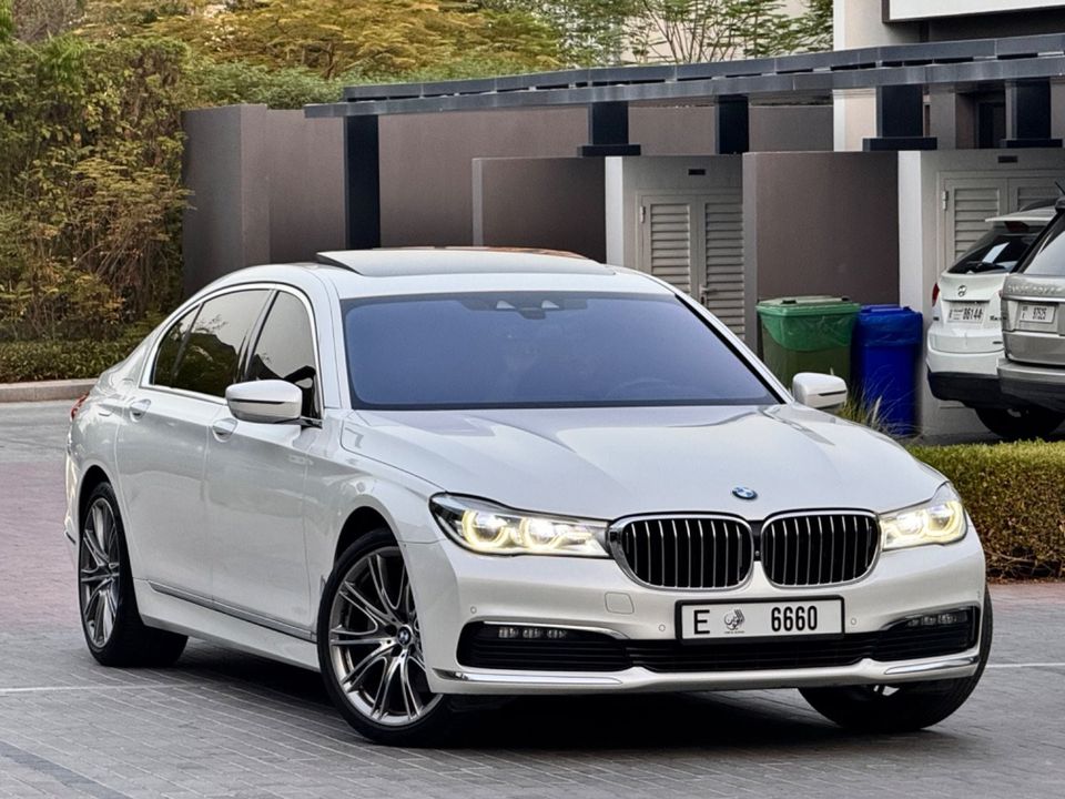 Used Luxury BMW 730LI 2017 for sale in Dubai - 764533