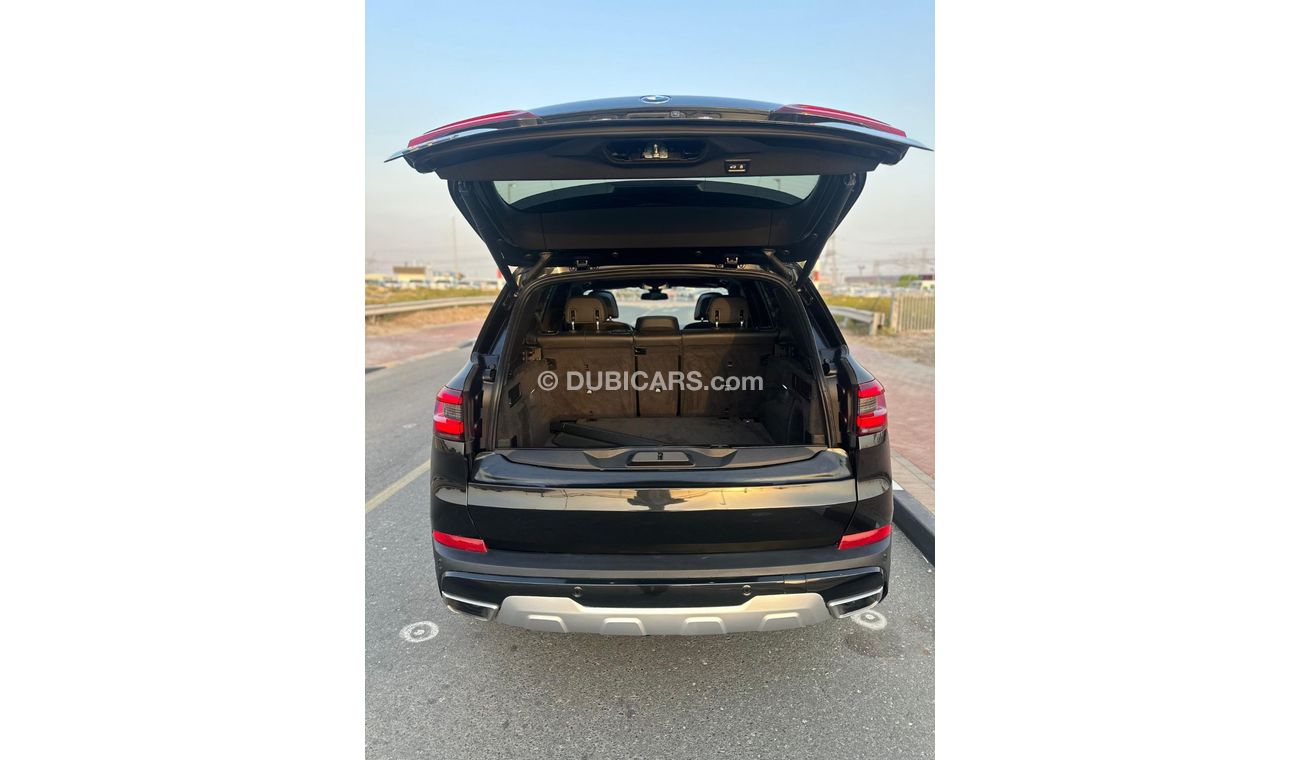 Used BMW X5 2022 for sale in Dubai - 744565