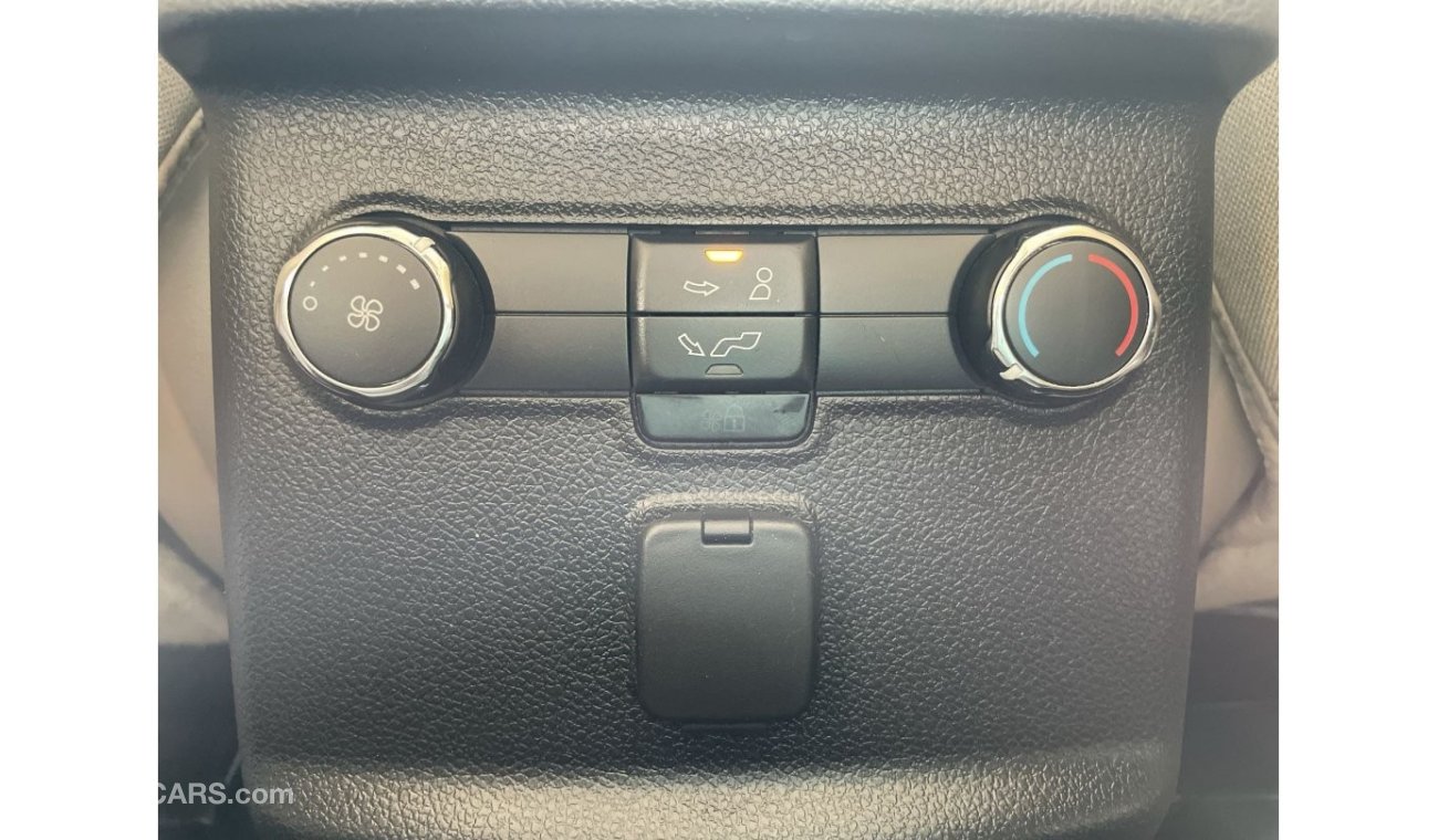 Used Ford Explorer 3500 2017 for sale in Dubai - 444221