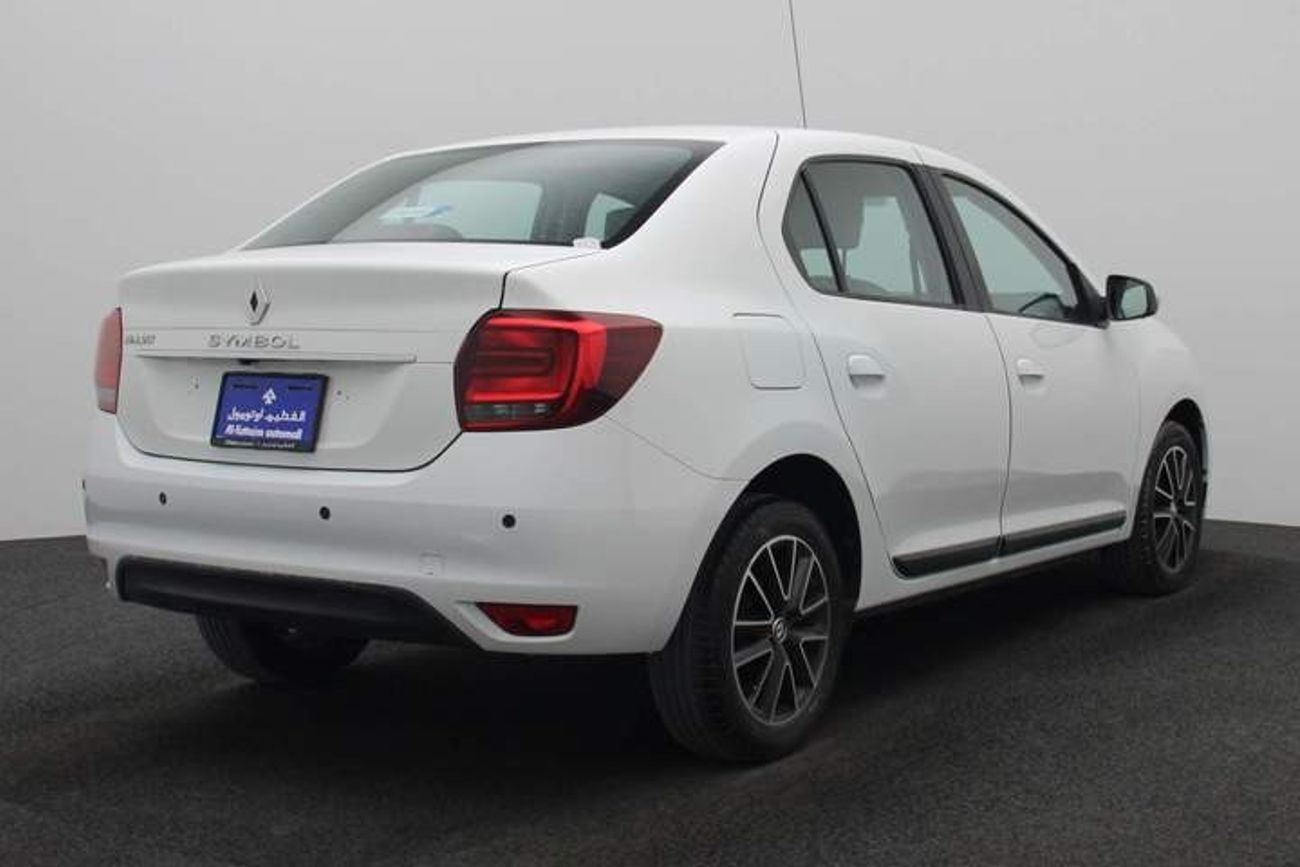 Used Renault Symbol LE 1.6 2021 for sale in Dubai - 832729
